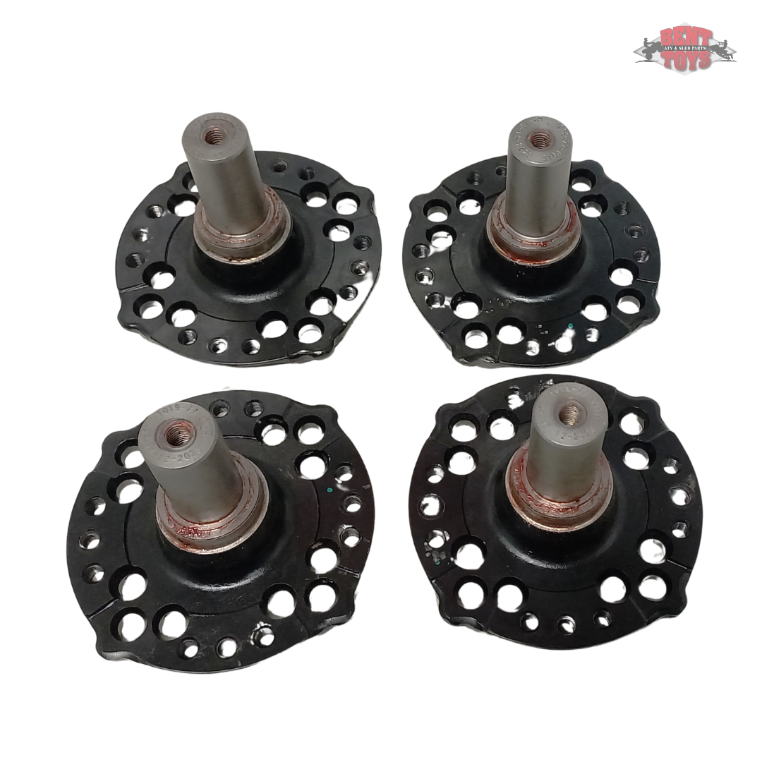 Camso Multi Bolt Pattern Hub - Bent Toys
